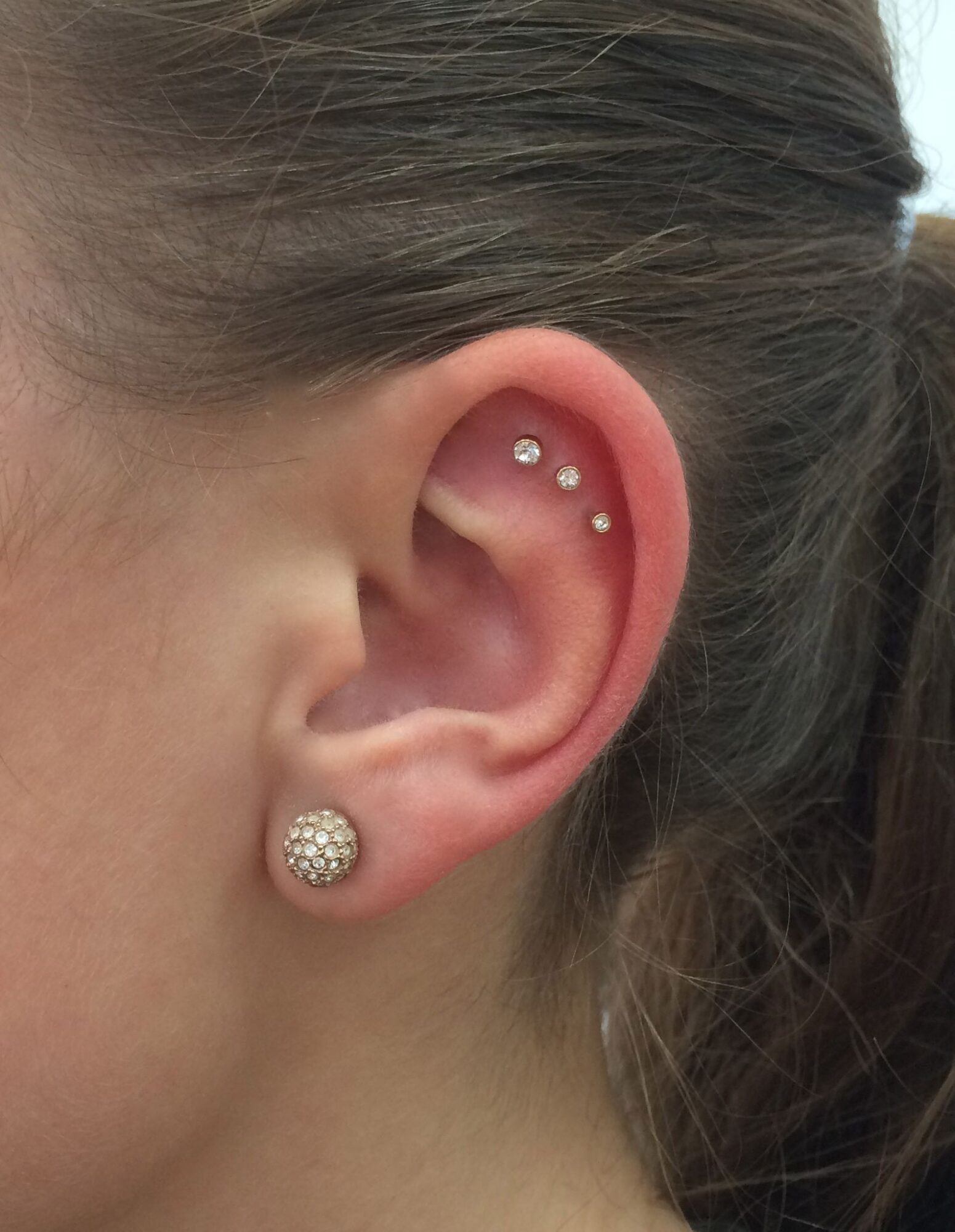 Piercing en oreja: ¡10 diseños muy bonitos recomendados! - 【MioEstilo】